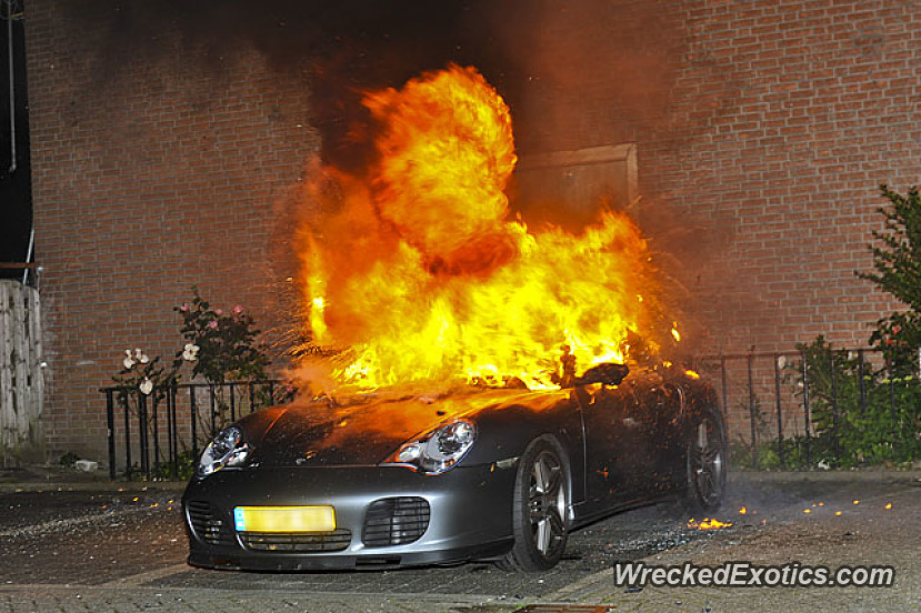 This Porsche 911 Turbo Combusted Spontaneously. The Owner Always Parked ...