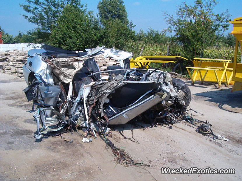 Was Traveling at 160 Mph When it Ran Into a Truck Head-on. 5 People ...
