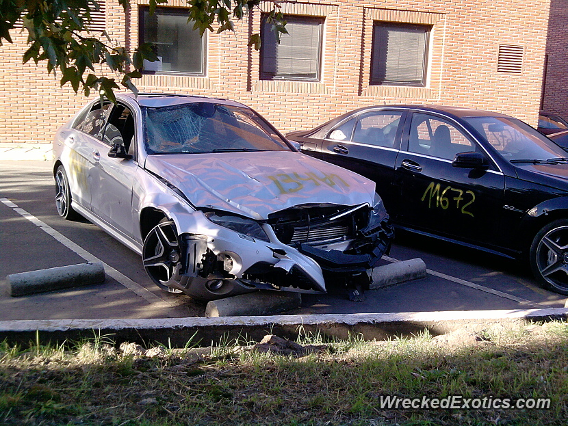 Two Mercedes Amg Crashed, Unknown Reasons, From Different Accidents...