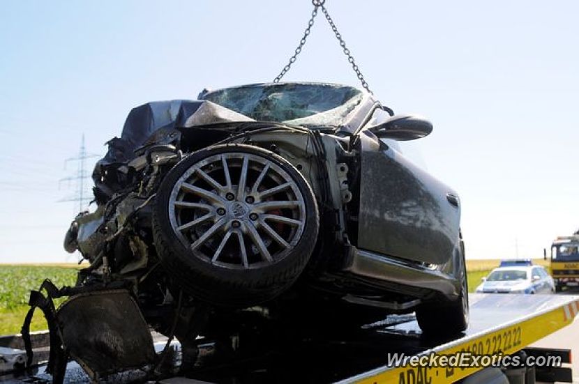 Terrible Head on Crash With a Bmw 3-Series. Both Drivers Survived, But a...