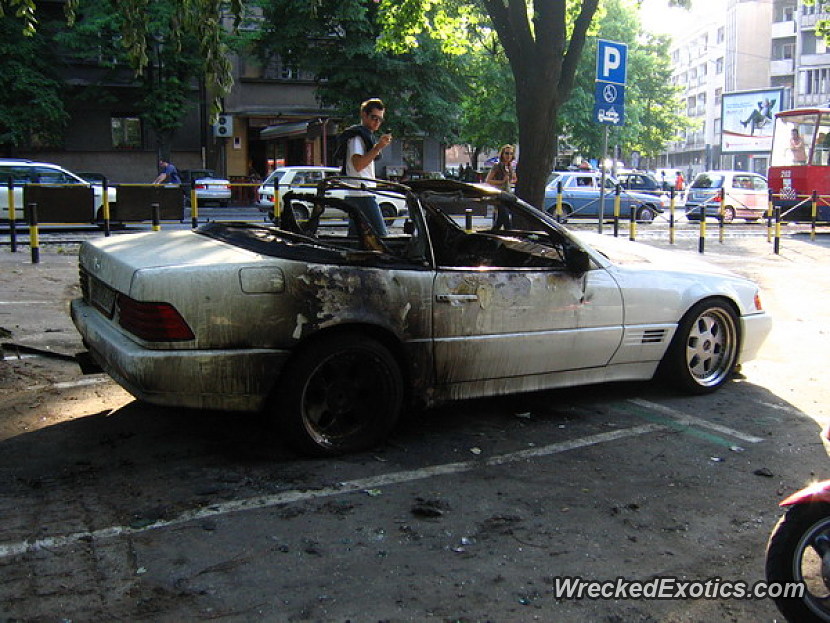 2004 Mercedes Benz Sl500 Wrecked in Belgrade, Germany