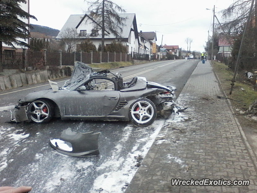 A Porsche From England Was Driving in Poland, Lost Control And Crashed ...