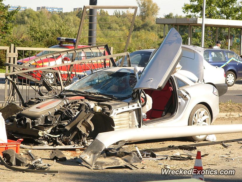 This Mercedes Slr Was Purchased Only a Day Before This Accident. The 23 ...