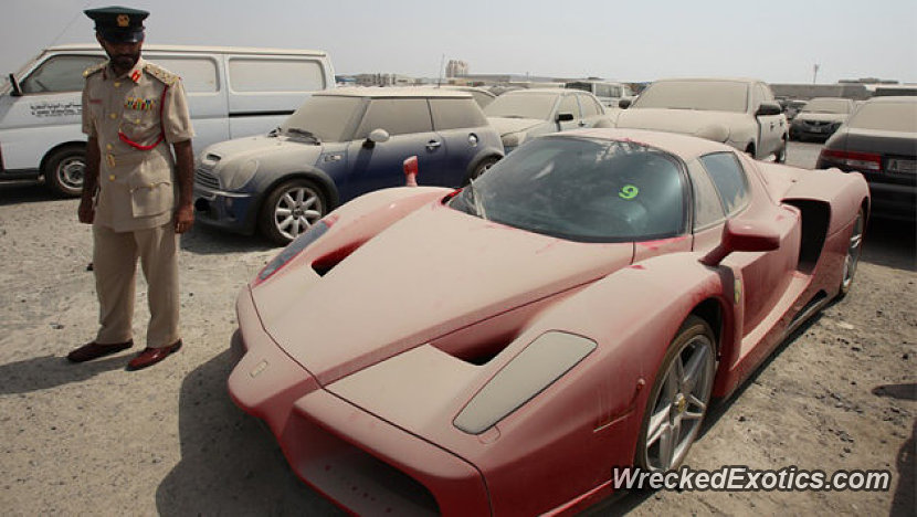 Crashed Ferrari Enzo