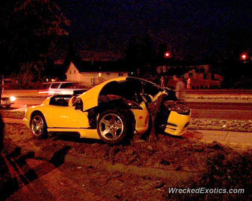 2002 Dodge Viper Wrecked in British Columbia, Canada