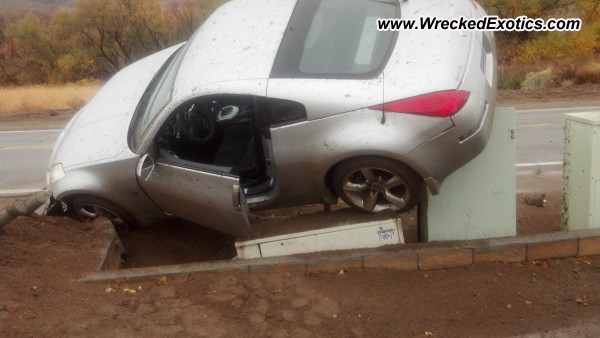 2006 Nissan 350Z Coupe wrecked, Palmdale, CA, photo #2